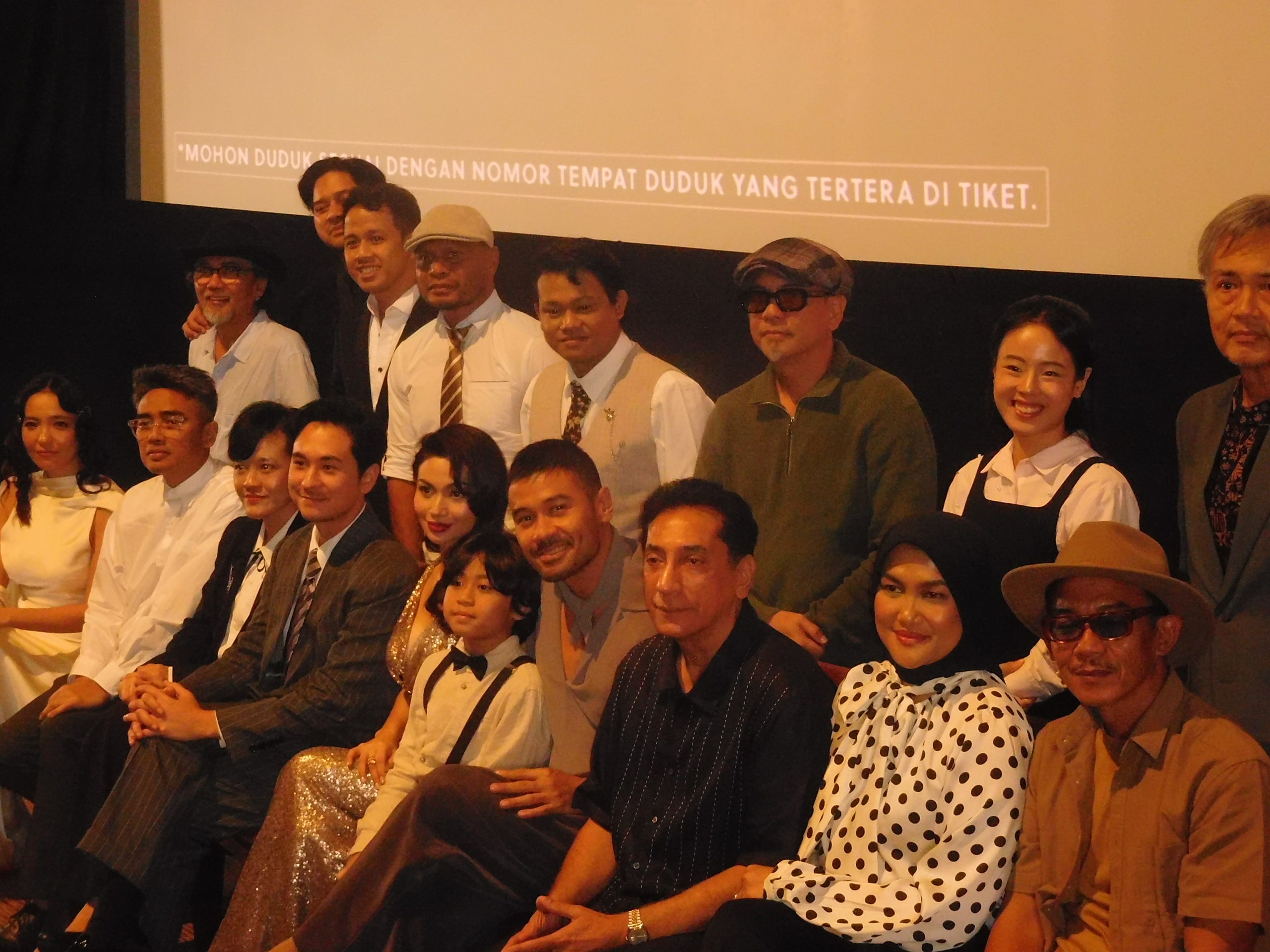 “Perang Kota”: Cinta, Pengkhianatan, dan Perjuangan di Medan Tempur - SekolahNews.com